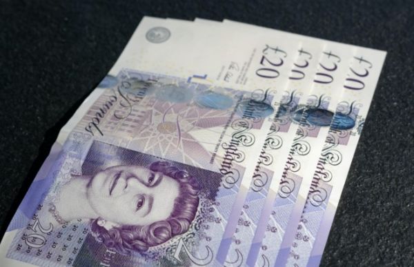 Difference between Pound and Sterling - diff.wiki